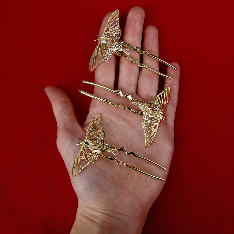 Luna Moth Pin - Etsy