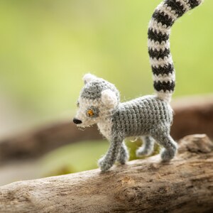 Micro Crochet Amigurumi Realistic Lemur Art, Mini Micro Animals Lemur ...
