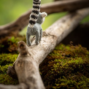Micro Crochet Amigurumi Realistic Lemur Art, Mini Micro Animals Lemur ...