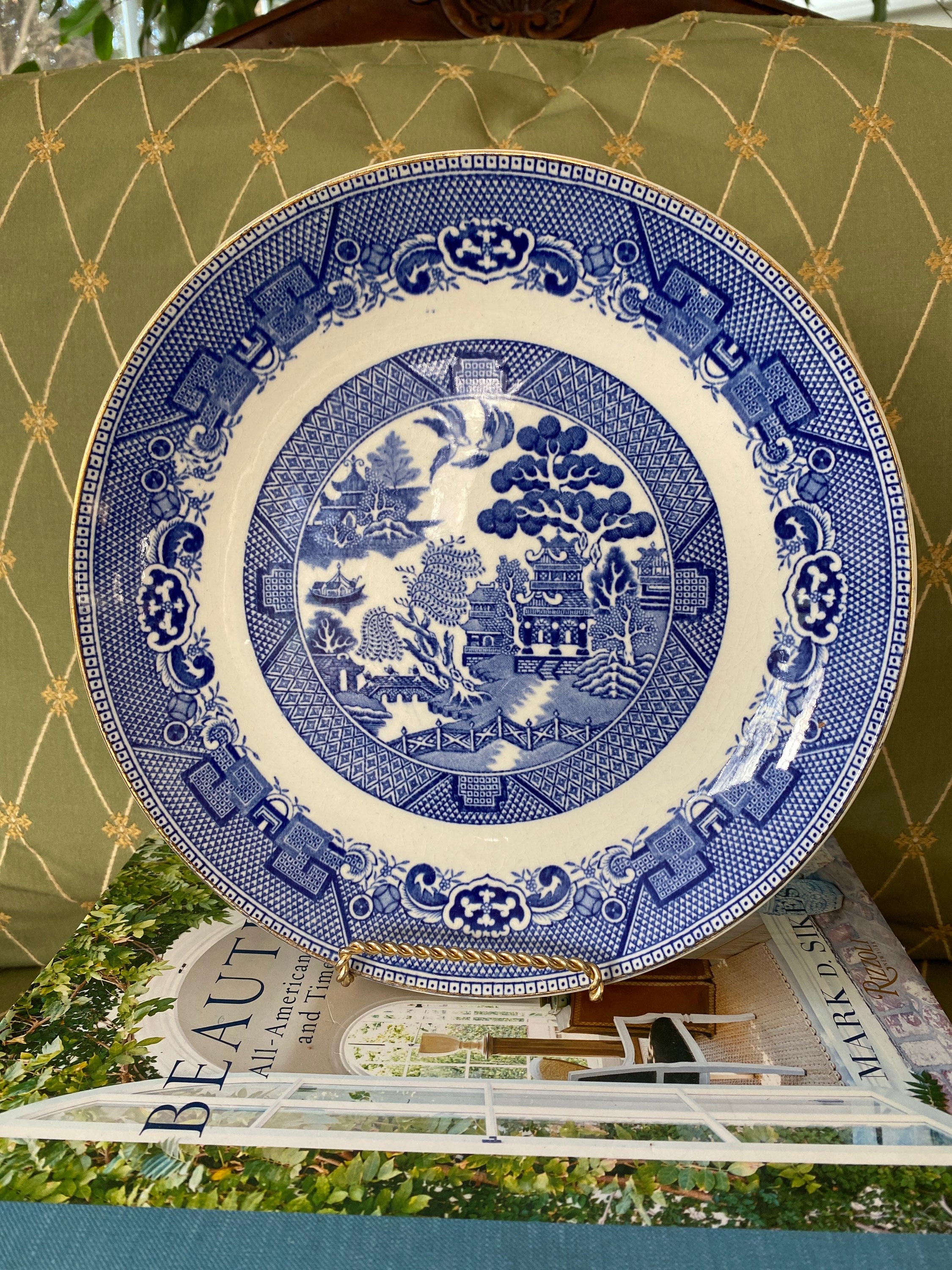 Vintage Arklow blue willow plate with gold rim 9 inches