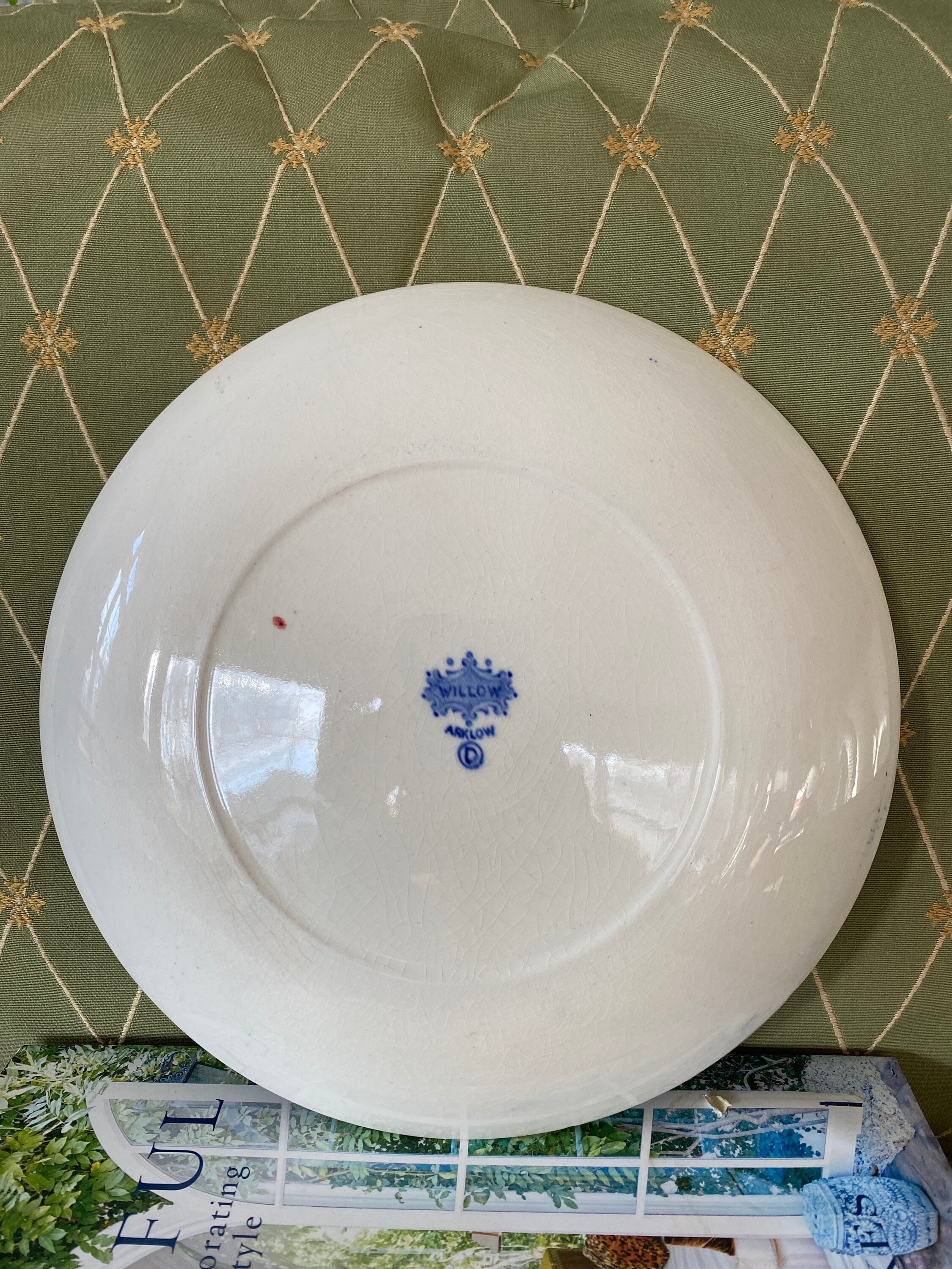 Vintage Arklow blue willow plate with gold rim 9 inches