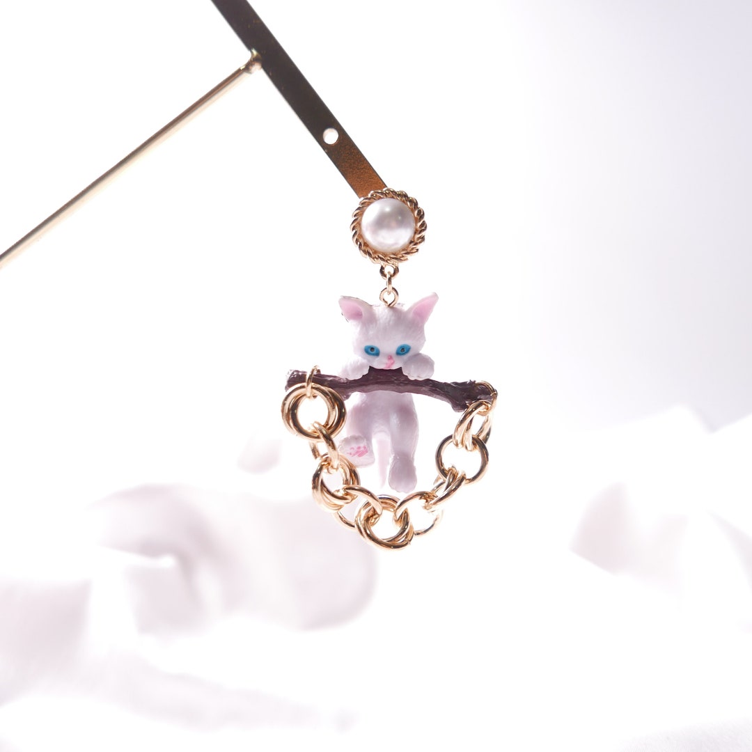 Cat Earrings Kitty Baby Cute Gold Chain Earrings Clip-on - Etsy