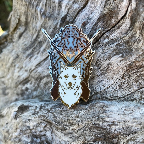 Wolf Pin - Etsy