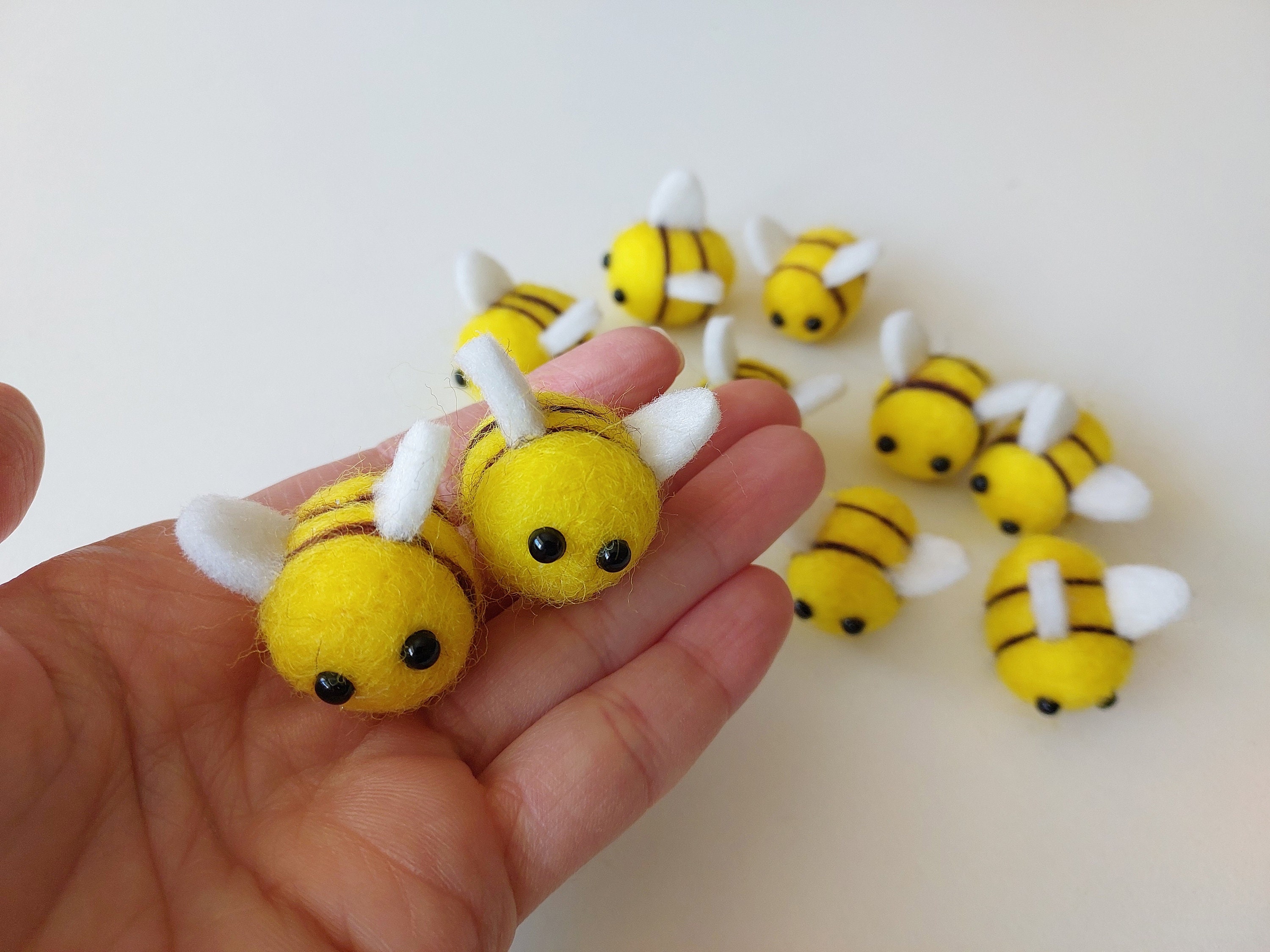 Needle Felted Bees 10 Pcs Handmade Honey Bees Decor Bumblebee for Baby ...