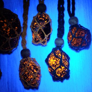 UV Reactive Sodalite Fluorescent Yooperlite Emberlite Natural Cotton ...
