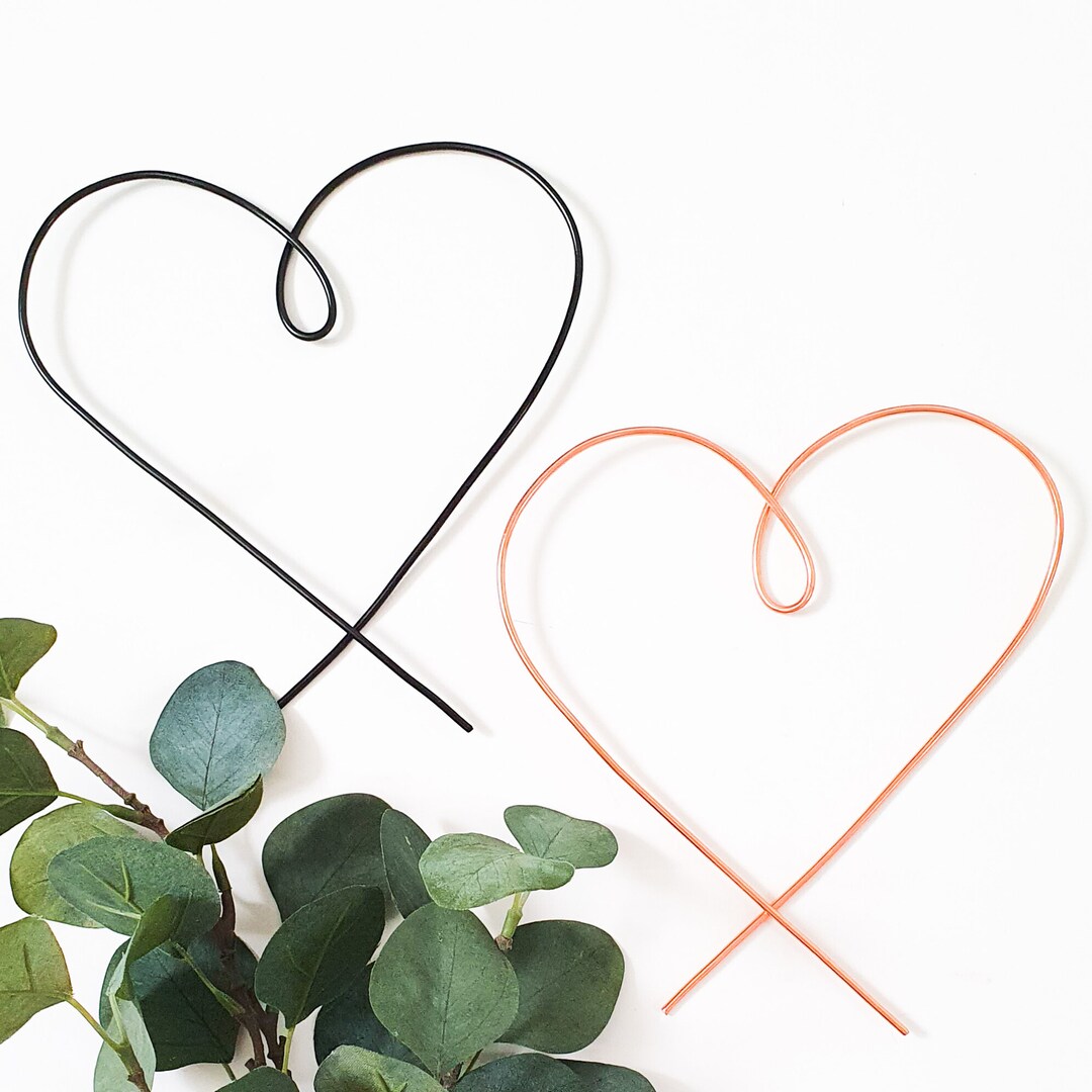 Heart Shaped Wire Wall Art, Home Decoration - Etsy Canada