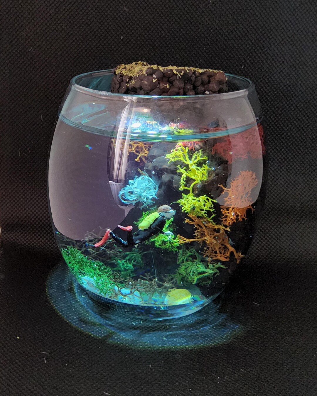 Deep Sea Scuba Diver Resin Art Diorama Illuminated in a Mixer Tumbler ...