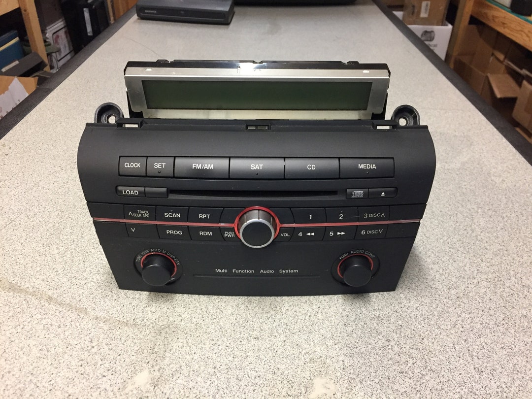 Mazda Factory Am/fm/cd Radio. Model No. 14794078 Part No. Br9e 66 Ar0 ...