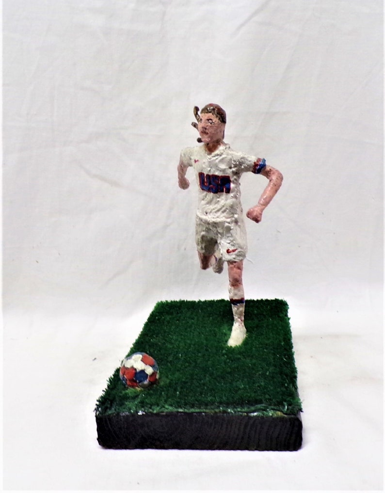 Female US Soccer Player Diorama 3640 - Etsy