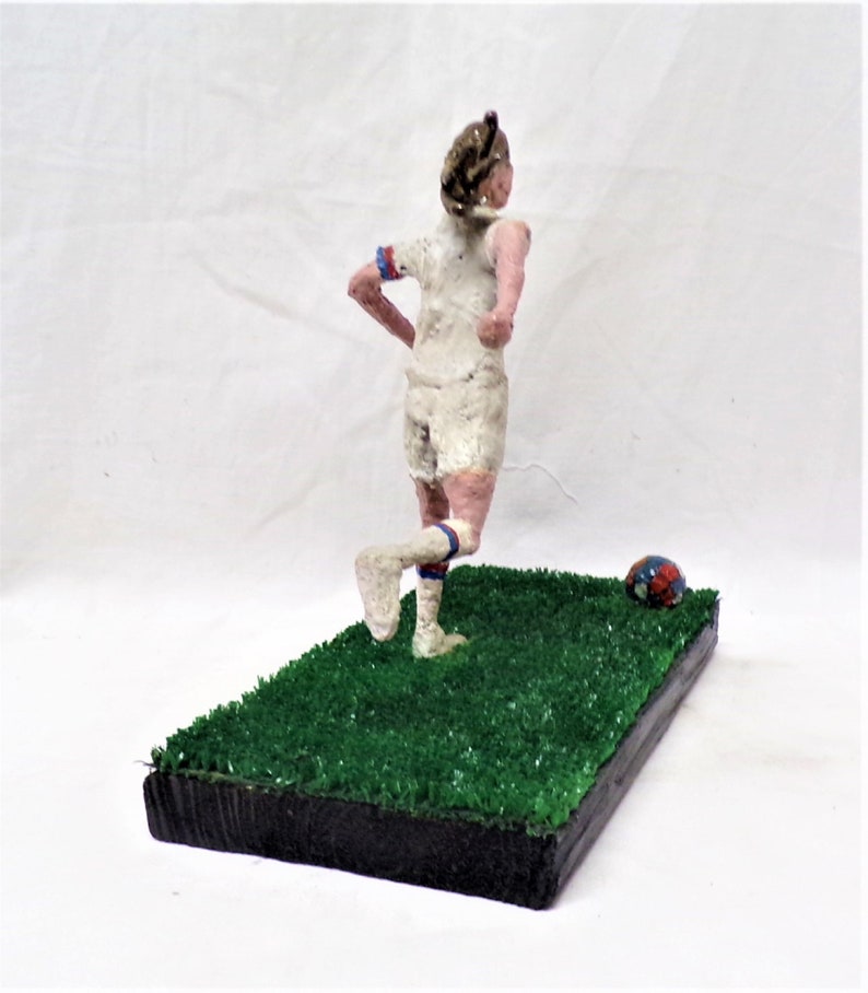 Female US Soccer Player Diorama 3640 - Etsy