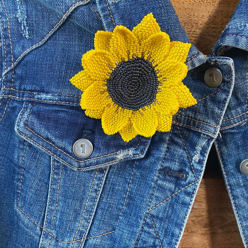 Elegant Sunflower Pin Gift for Her Collectible Charms - Etsy