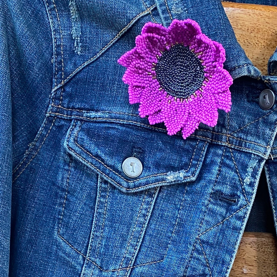 Elegant Sunflower Pin Gift for Her Collectible Charms - Etsy