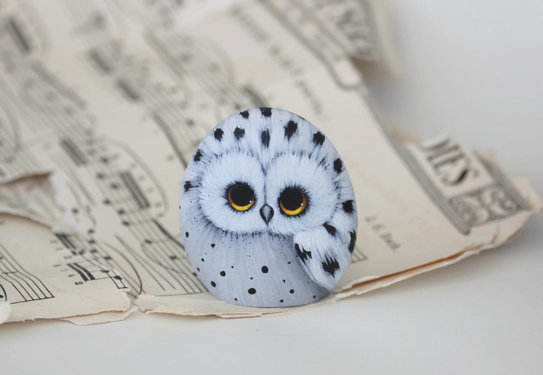 Snowy Owl Painted Rock ORIGINAL STONE ART | Owl Decor - Etsy