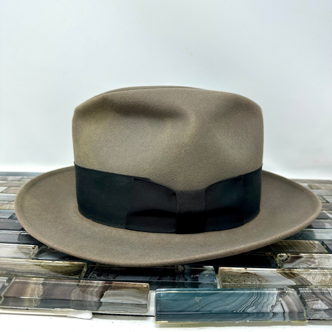 Sakowitz Bros Felt Fedora Size 7 1/8, Vintage 1960s Beige Black Ribbon ...