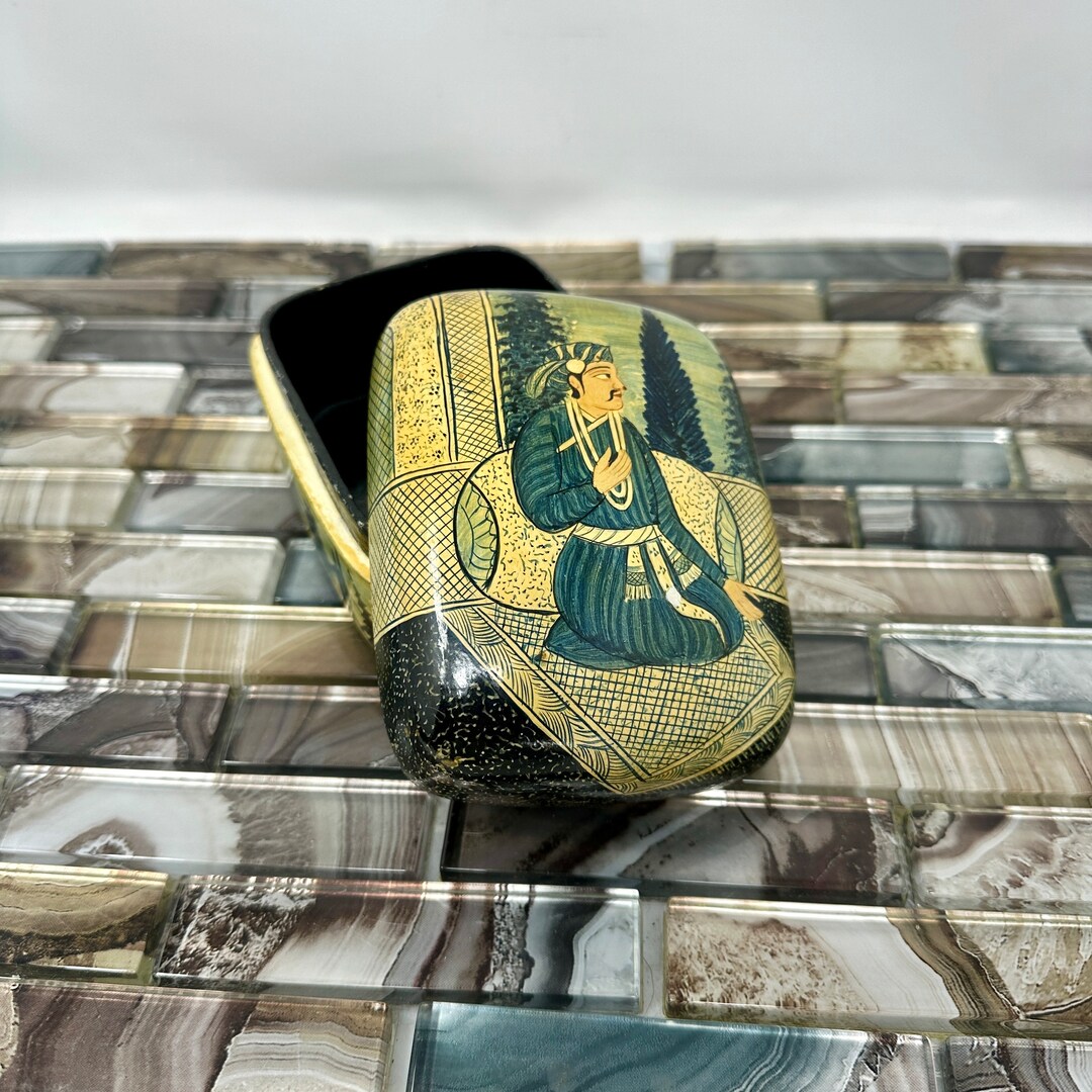 Kashmir Lacquer Box Kashmiri Box 4 1/2", Vintage Lacquerware Kneeling ...