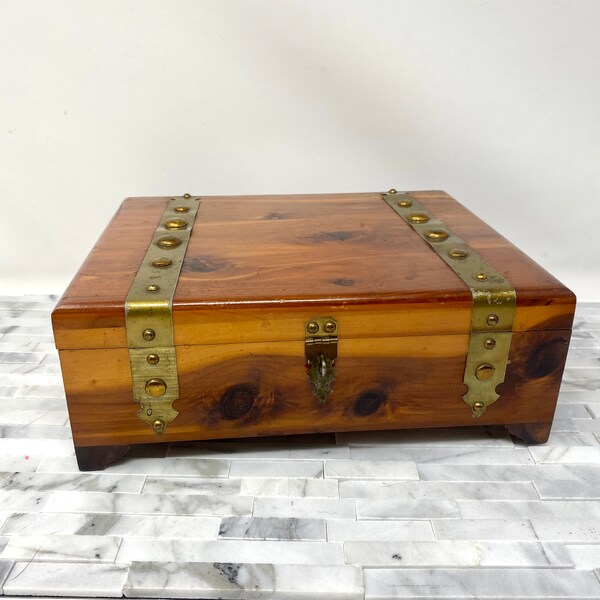 Cedar Wood Box - Etsy
