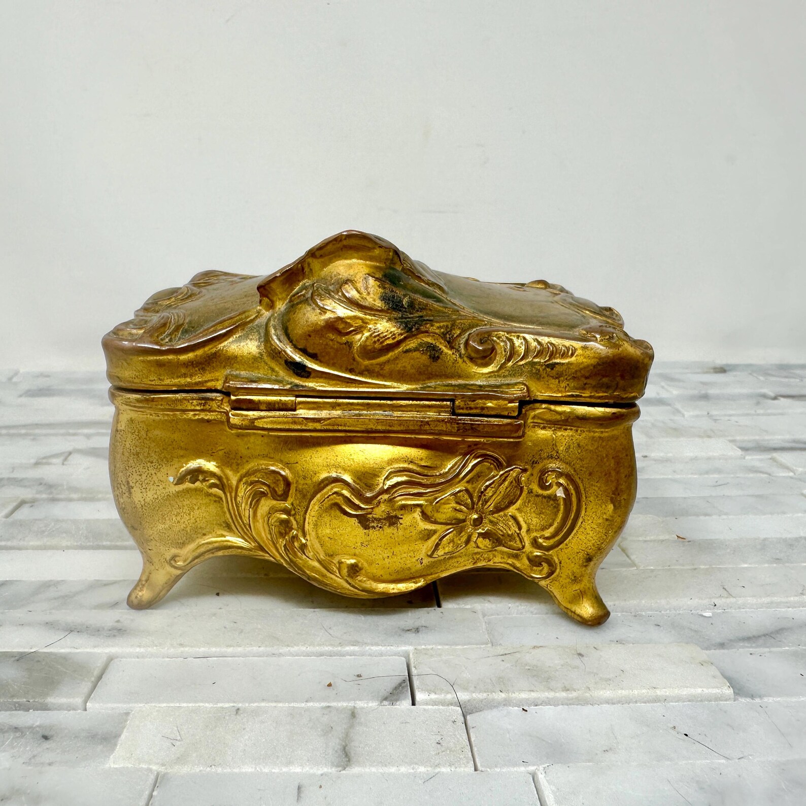 Art Nouveau B&W Brainard Wilson Gold Brass Jewelry Casket Box 175 ...