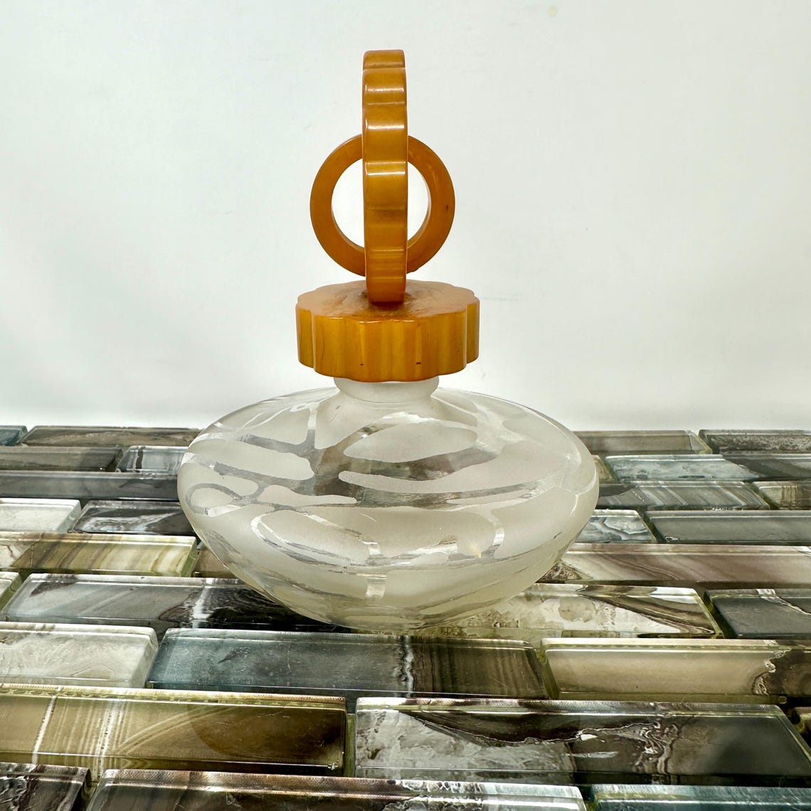 Gardenia Bouton Frosted Glass Bottle Large Butterscotch Bakelite Top ...