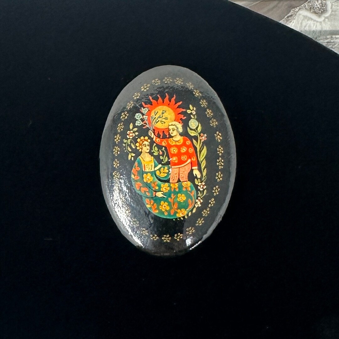 Traditional Russian Black Lacquer Oval Brooch Pin 2 3/8, Vintage ...