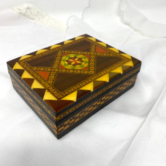 Vintage marquetry small box - Gem