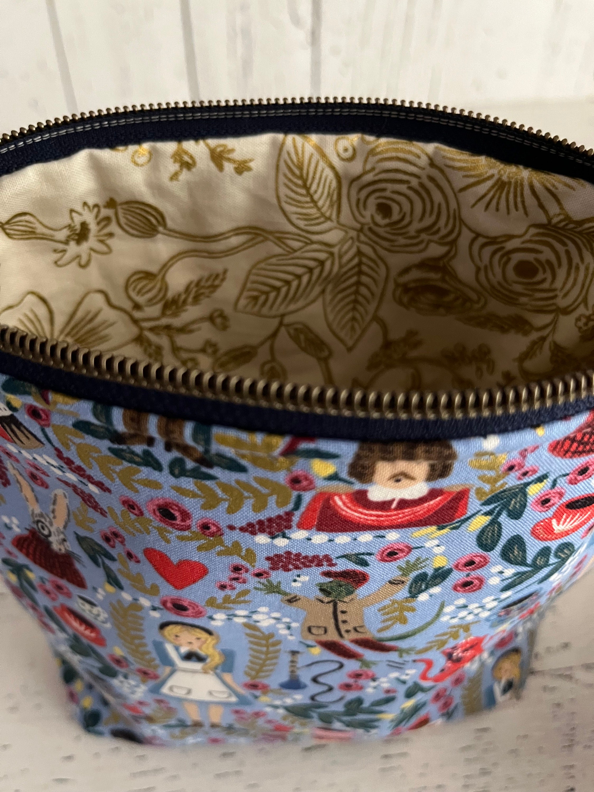 Small Lined and Interlined With Batting Zippered Bag Made in Rifle ...