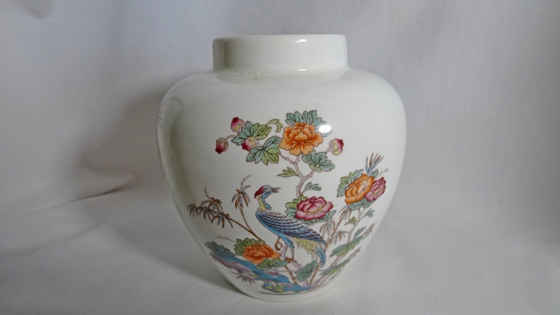 Vintage Wedgwood Kutani Crane Ginger Jar/ No Lid - Etsy