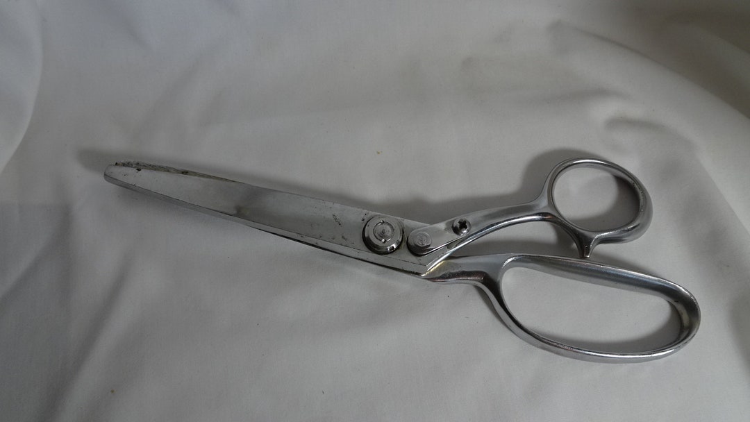Vintage Deluxe Pinking Shears, Made in Japan - Etsy