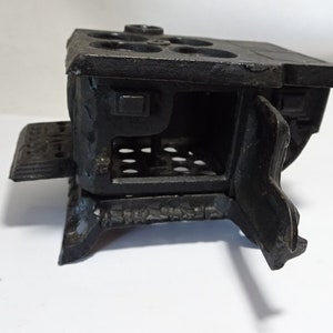 Vintage Princess Cast Iron Stove. Incomplete, With Two Fry Pans. - Etsy ...