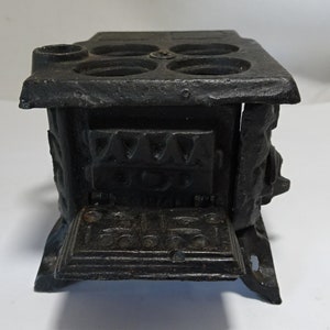 Vintage Princess Cast Iron Stove. Incomplete, With Two Fry Pans. - Etsy ...