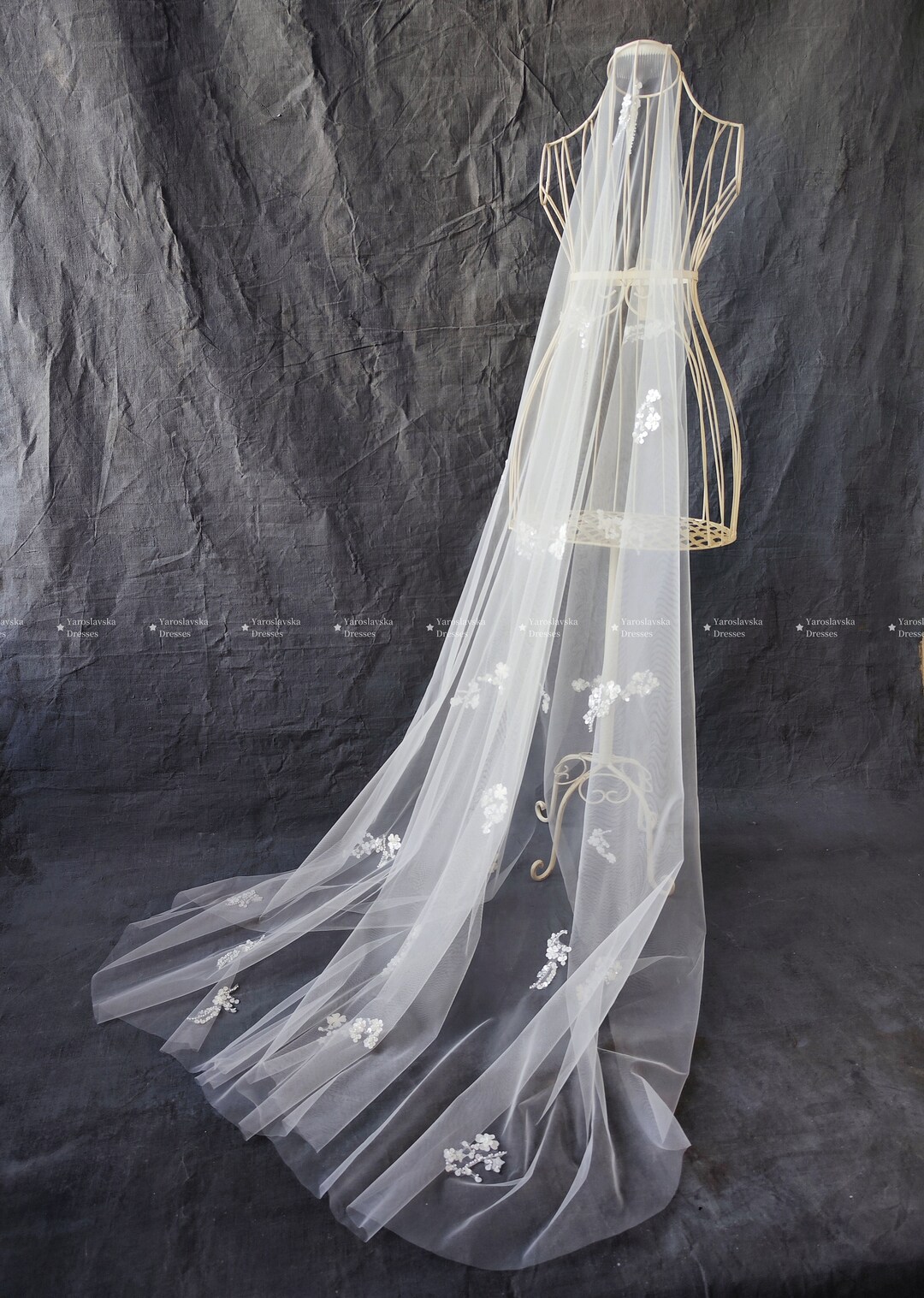 Floral Beaded Lace Train Veil, Wedding Long Veil, Trendy Embroidered ...