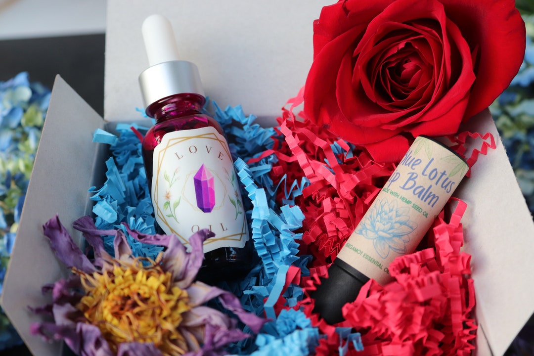 Love Spell Oil Blue Lotus Lip Balm Kit Magickal Skin 100% Natural ...