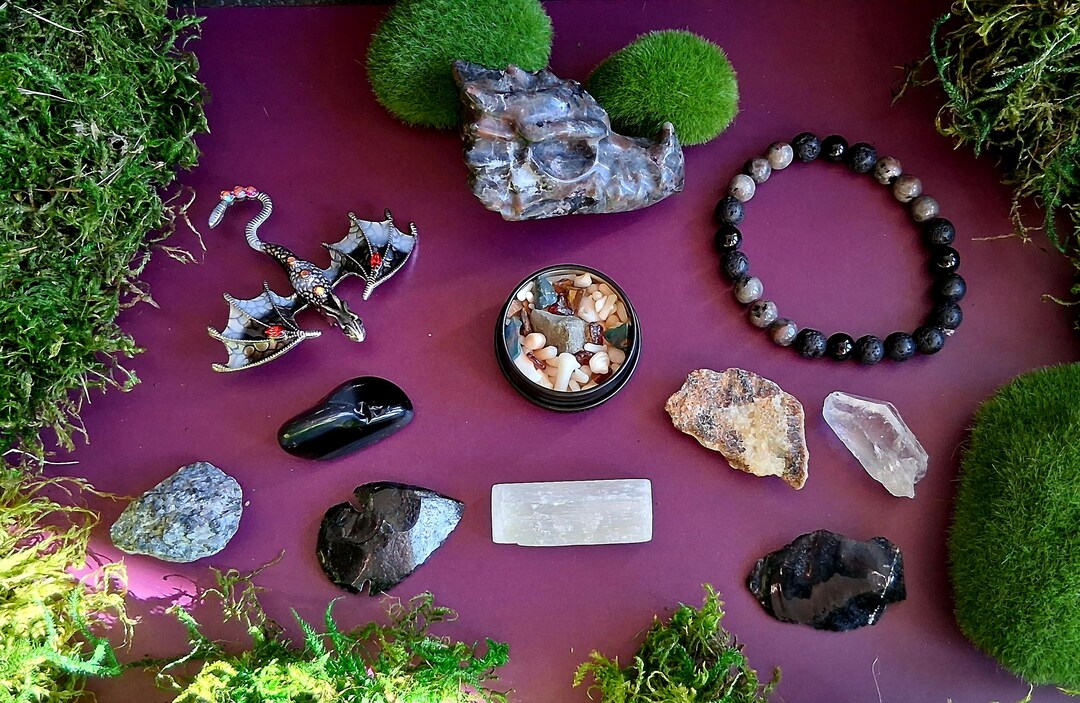 Deluxe Dragon Spirit Crystal Kit | Yooperlite Dragon, Obsidian Set - Etsy