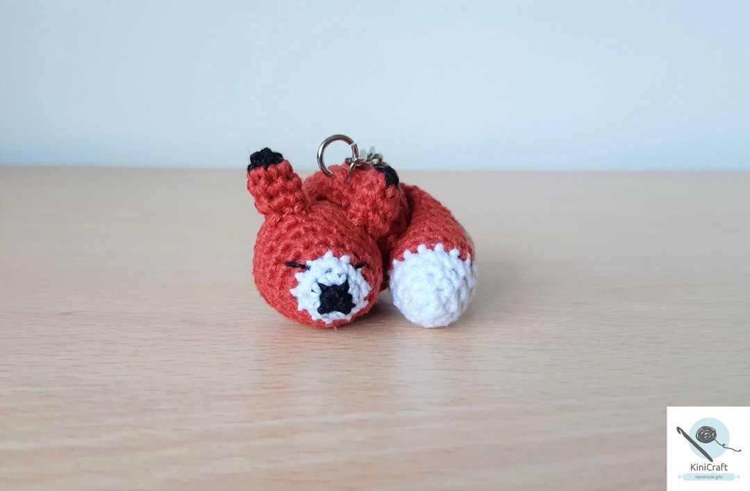 Mini Amigurumi Crochet Fox Keyring / Keychain / Bag charm - Etsy 日本