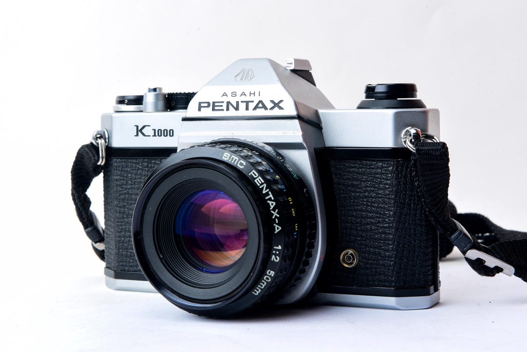 Pentax K1000 Vintage Film Camera W/ 50mm F:2 Lens - Etsy