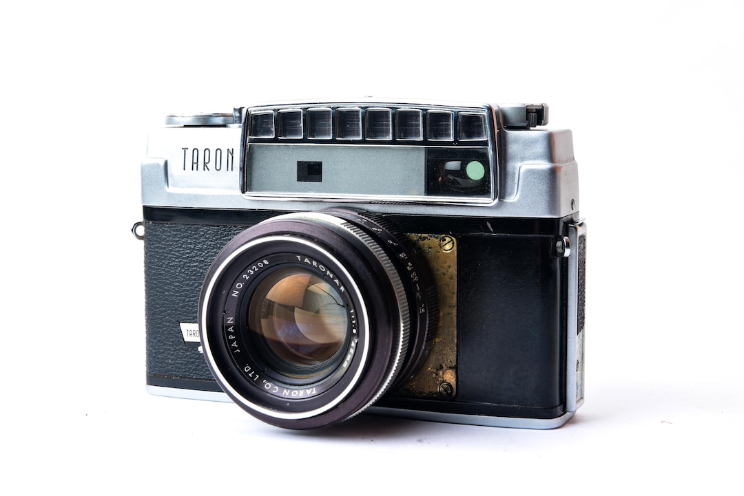 Taron Eyemax Vintage 35mm Film Camera W/ Taronar 45mm F:1.8 Lens - Etsy