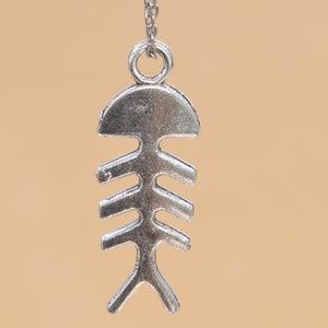 8 Pcs Fish Bone Charm Antique Silver Tone 61966-2195 - Etsy