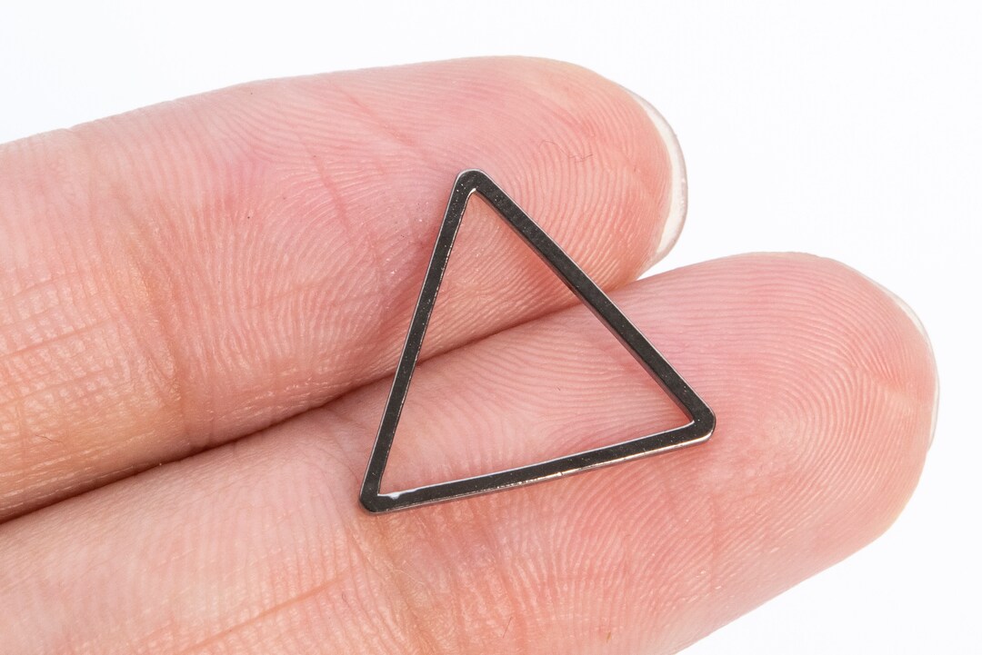 40 Equilateral Triangle Connector Charms Black Gunmetal Tone (67271 ...