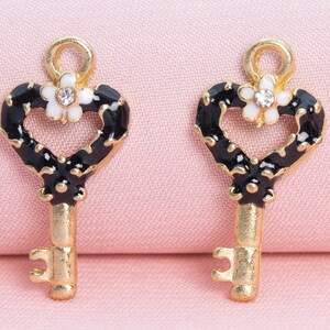 4 Enamel Heart Key Charm Gold Tone With Black Enamel 65670-3299 - Etsy