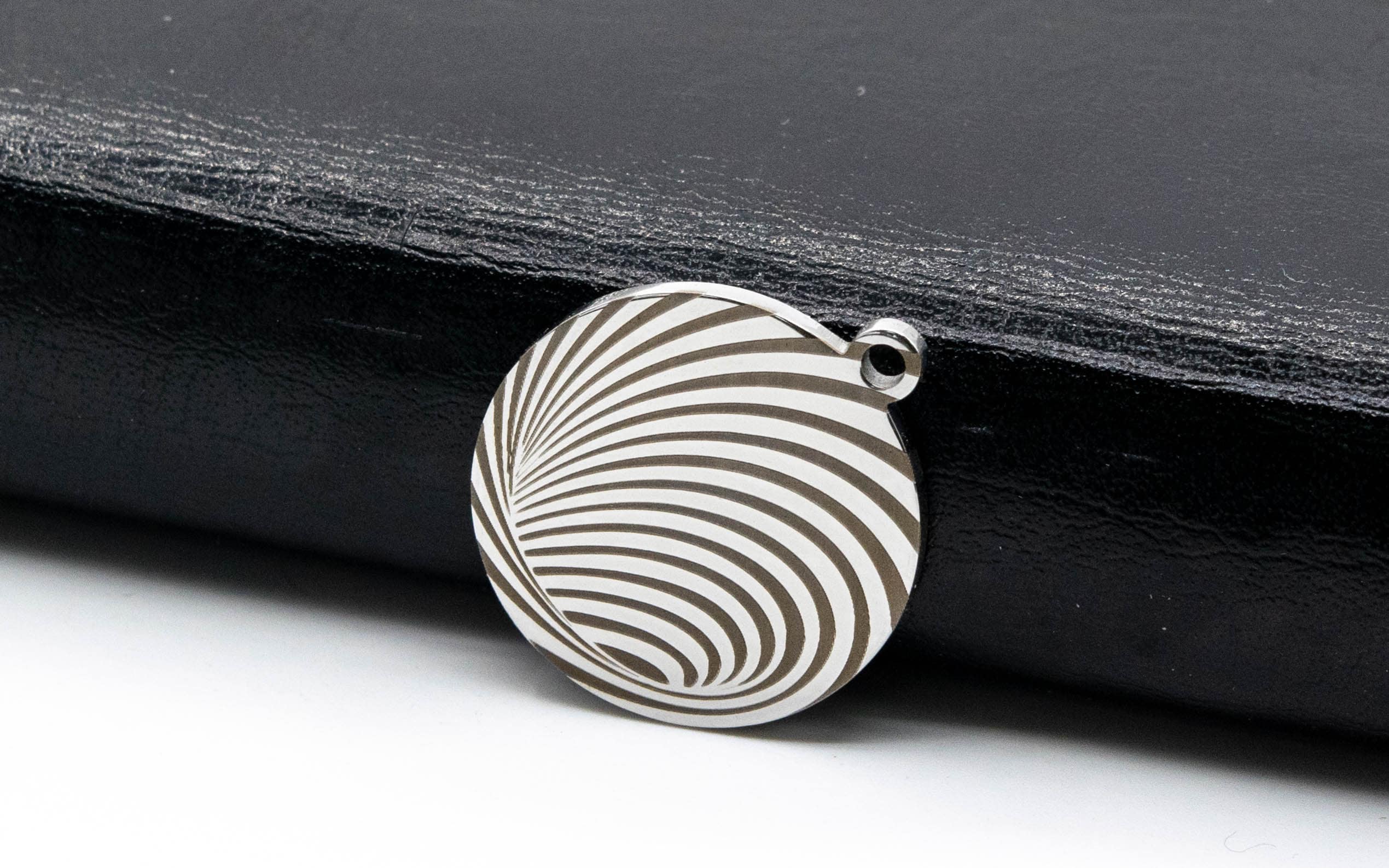 1 pcs Stainless Steel Op Art Optical Illusion coin Charm | Etsy