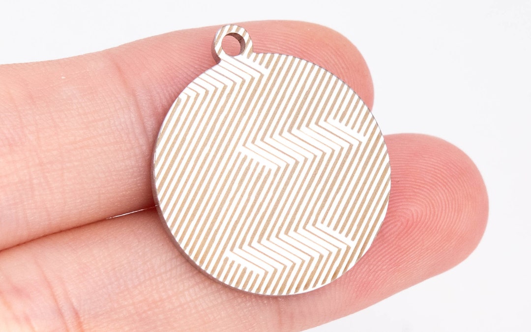 1 Pcs Stainless Steel Op Art Optical Illusion Coin Charm (41021-2170 ...