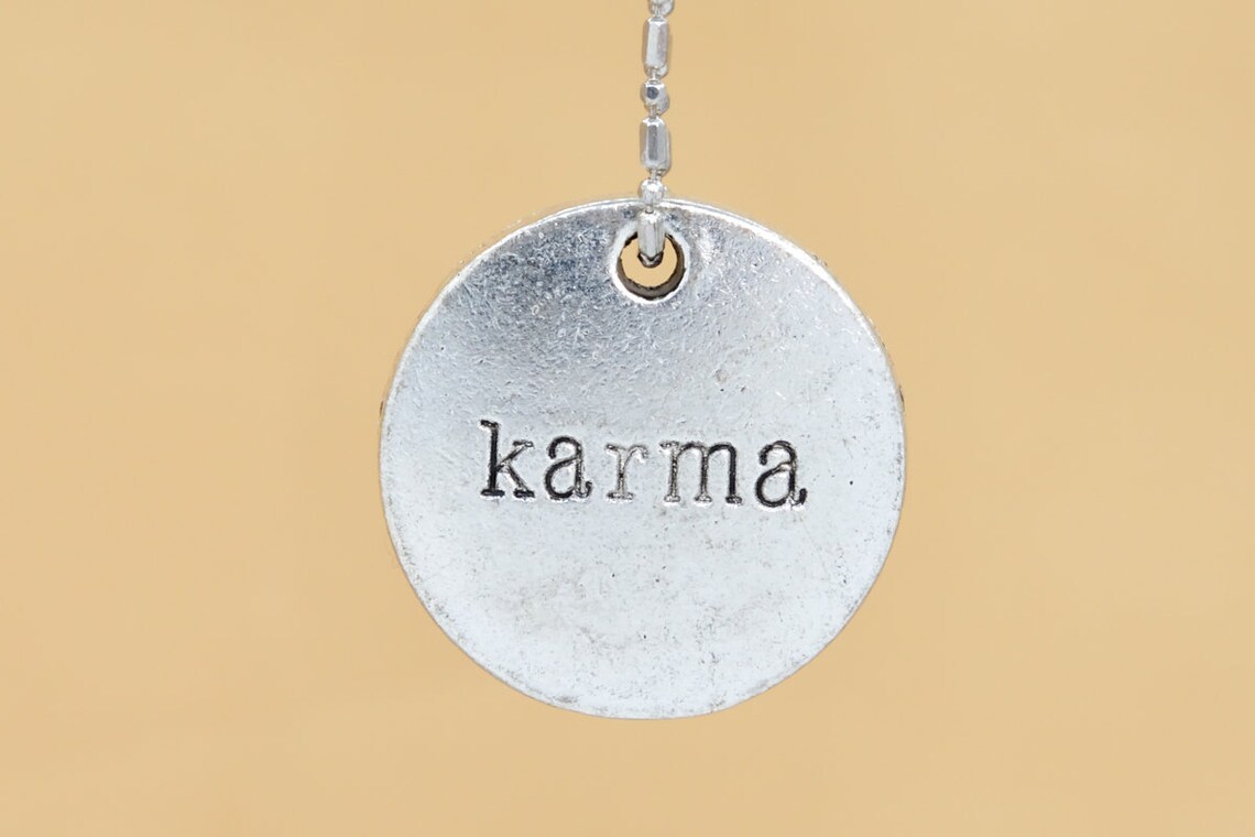 5 piezas Karma Coin Charm Antique Silver Tone 61994-2202 - Etsy España