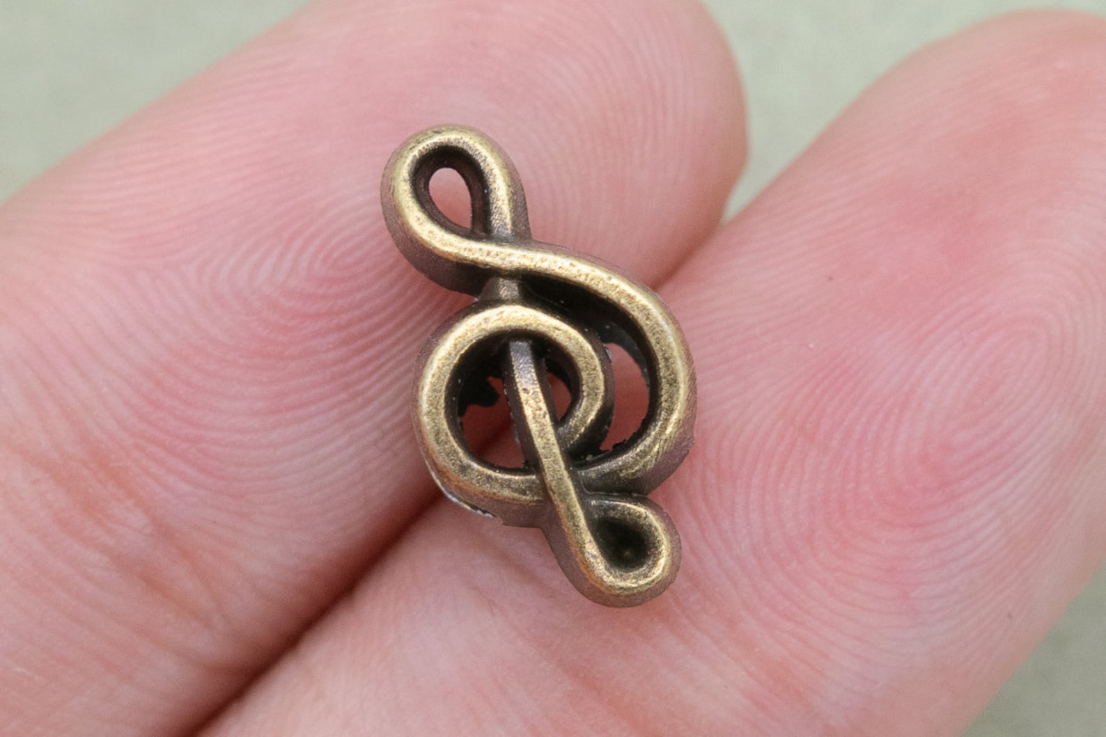 10 Treble Clef Spacer Beads 15x8mm Antique Bronze Tone - Etsy