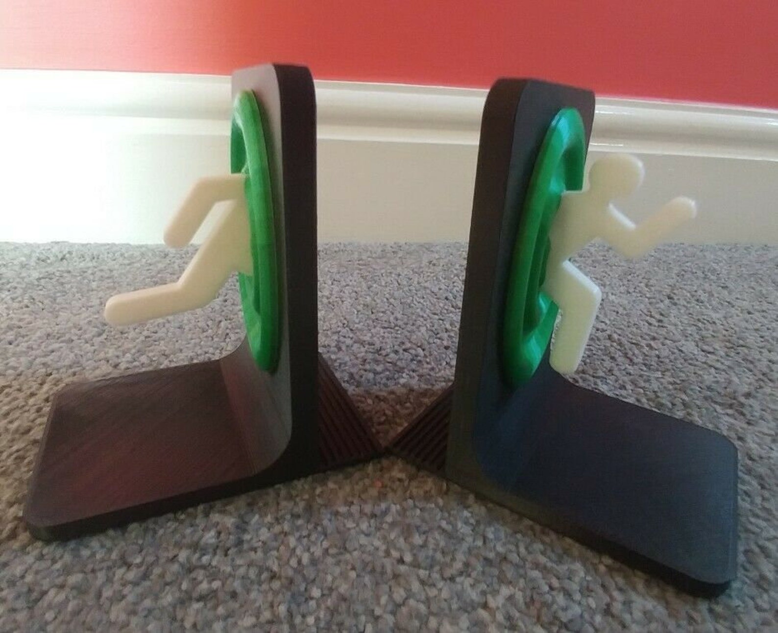 Portal Bookends Xbox PS4 Video Games Rack Movies Stand - Pick Your ...