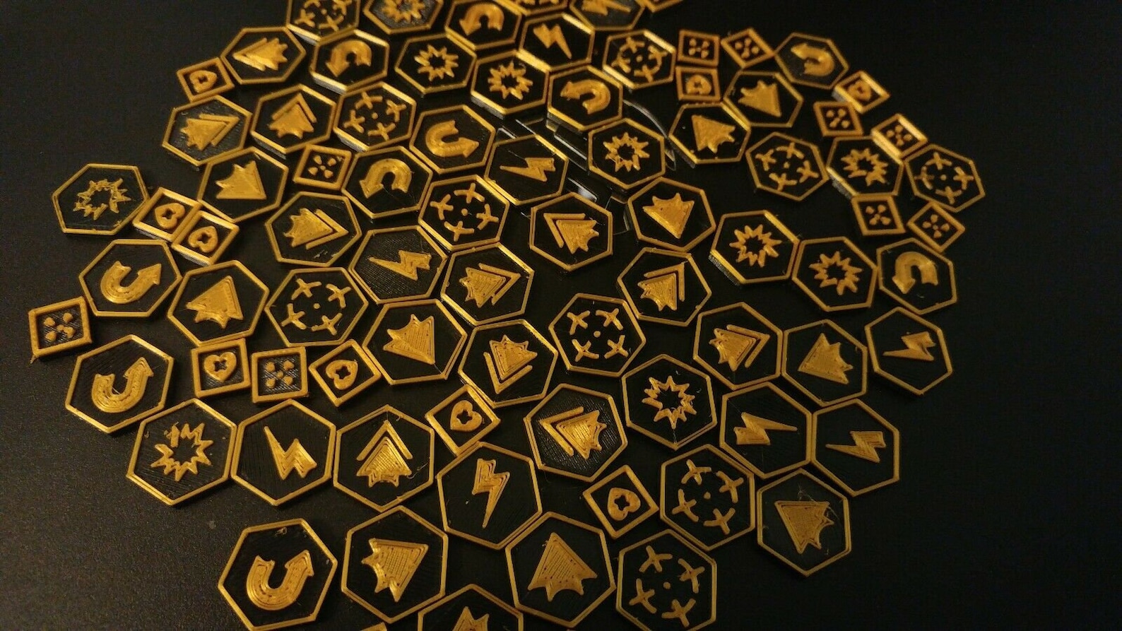 Warhammer 40K Kill Team Tokens Tactic Tokens X80 Black & Gold - Etsy