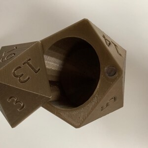 Dungeons and Dragons D20 Magnetic Dice Holder Storage Container D&D ...