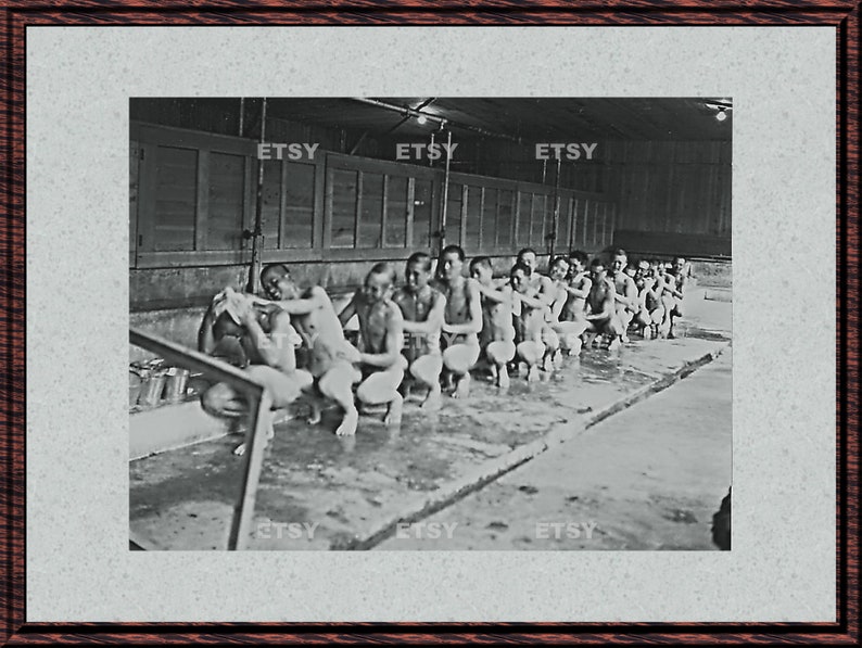 WW2 Naked Japanese soldier have a bath Vintage Photo 1940s | Etsy