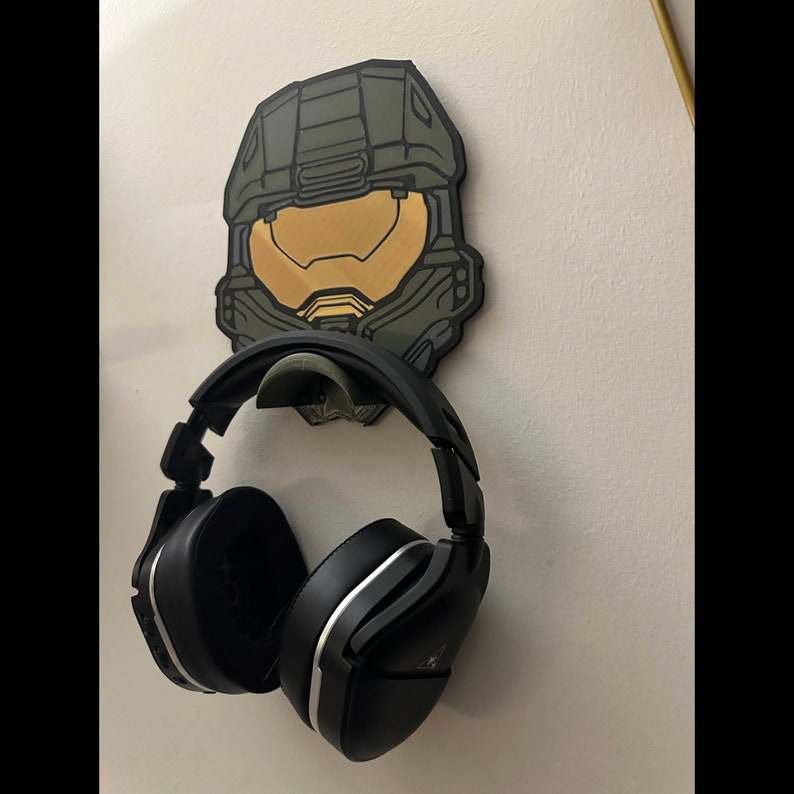 3D Printed Custom Unique Halo Master Chief Headset Holder: Epic Wall ...