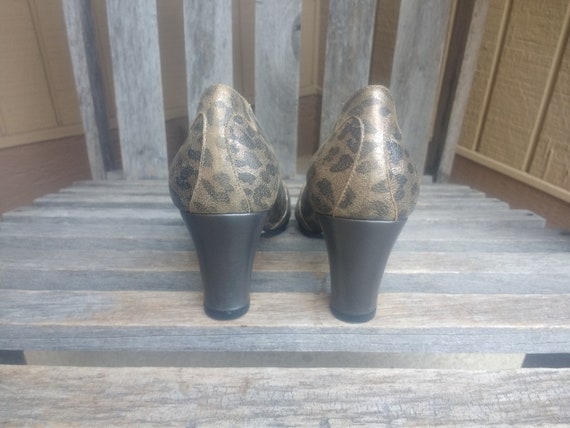 Vintage Taryn Rose Leather Animal Print Pumps Italian… - Gem
