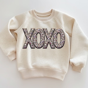 XOXO PNG Diamond Sparkly Glitter Faux Embroidery Png Patch Sequins Valentines Day Shirt Design ...
