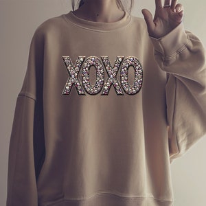 XOXO PNG Diamond Sparkly Glitter Faux Embroidery Png Patch Sequins Valentines Day Shirt Design ...